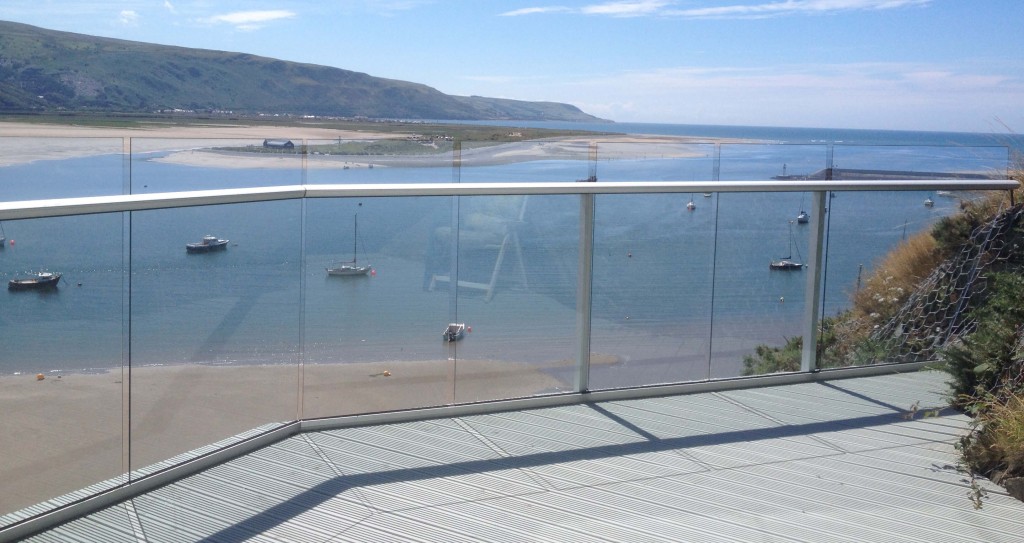 Frameless Glass Balustrade – Glass Balcony Systems